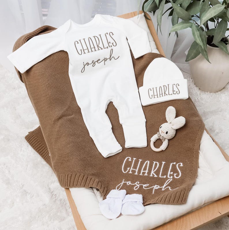Baby Outfit Set With Cotton Knit Blanket, Personalized Newborn Gift ...