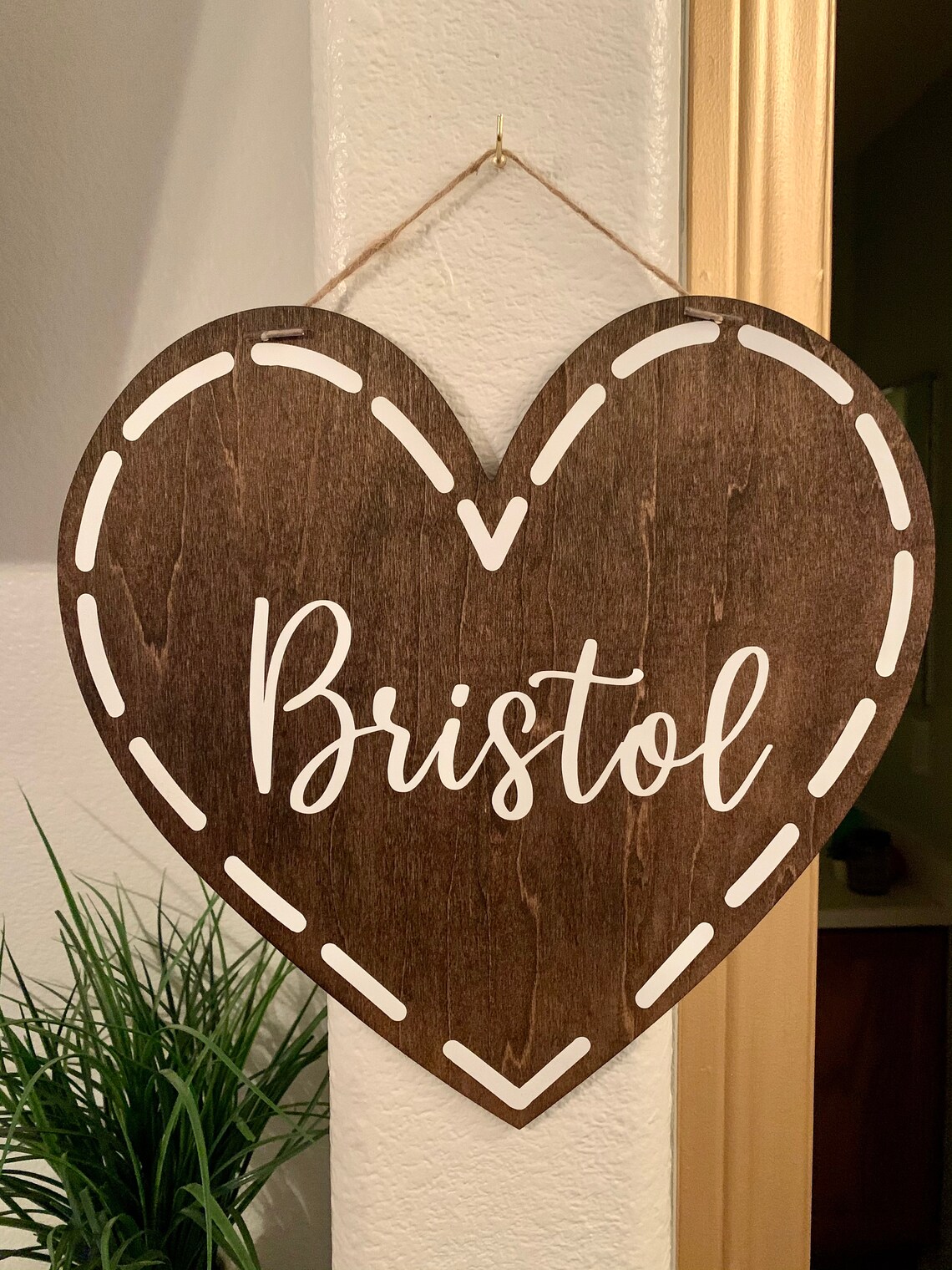 Brown Custom Wooden Large Heart Name Sign / Wall Decor - Etsy España