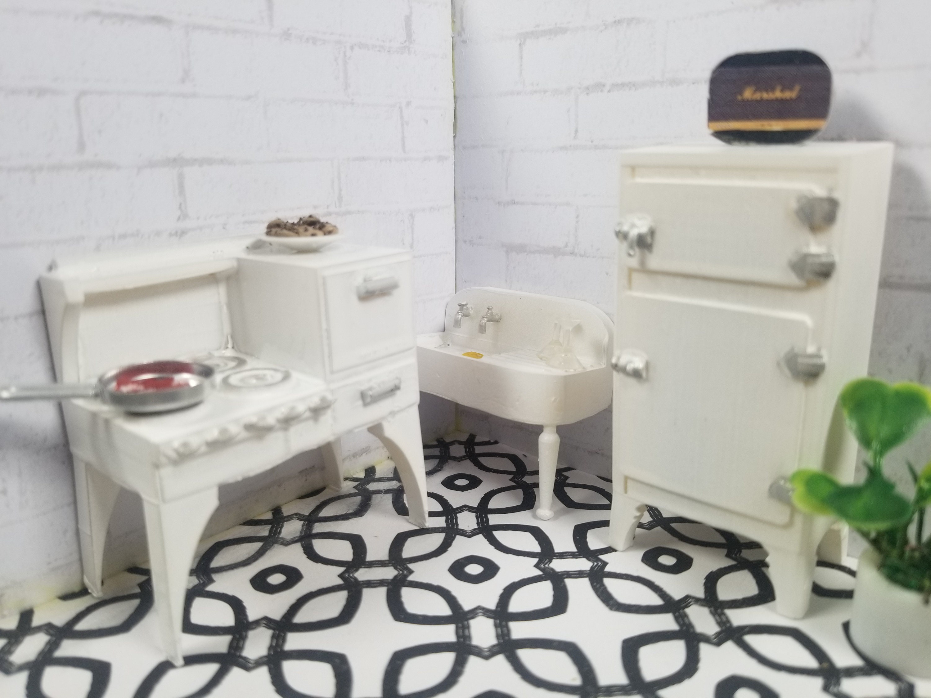 Miniature Ice Box Fridge1:24 Scale - Etsy UK