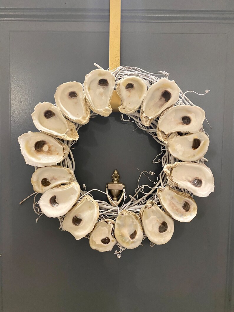 Oyster Wreath | Coastal | Beachy | Christmas | Gift | Beach Decor ...