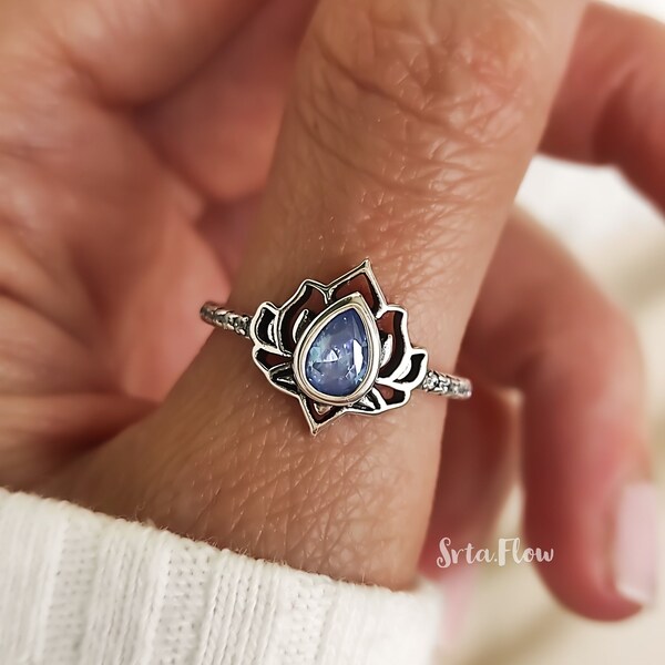Silver Lotus Ring - Etsy