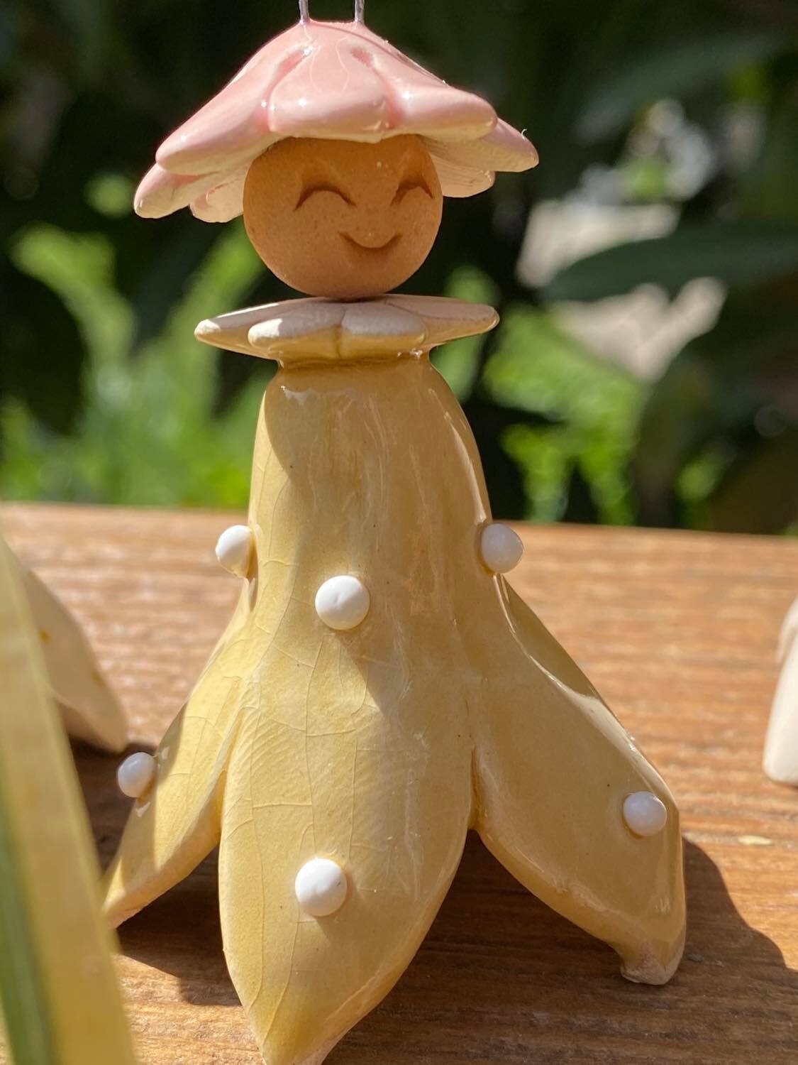 Frohe Bunte Blumenfee Keramik Figuren Kreativ Dekoration - Etsy.de