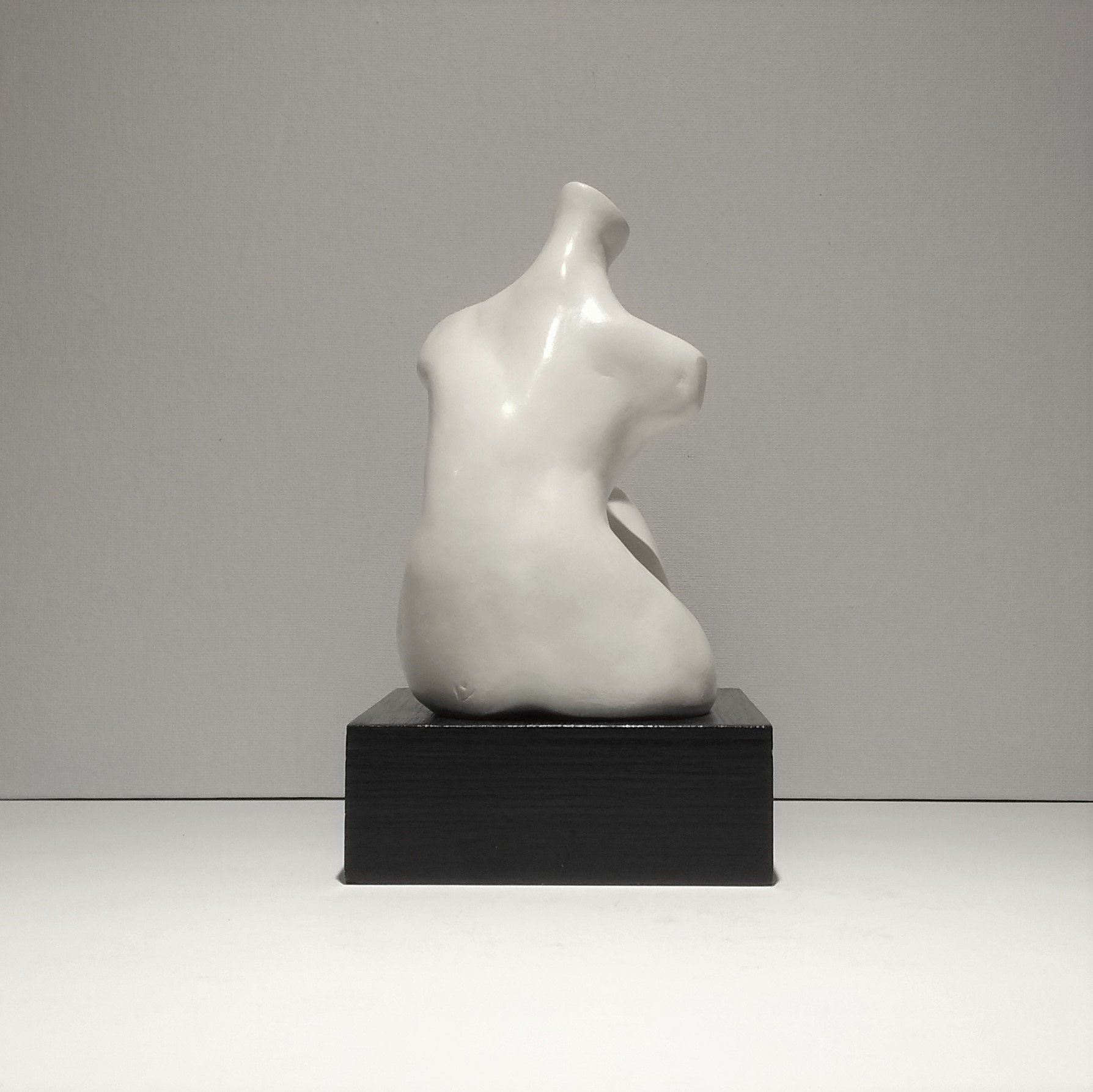 MODERN FIGURE SCULPTURE, Kneeling Statue Sculpture Figurine Form, Wax ...