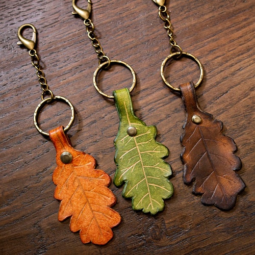 Genuine Handmade Leather Oak Leaf Keyring - Etsy