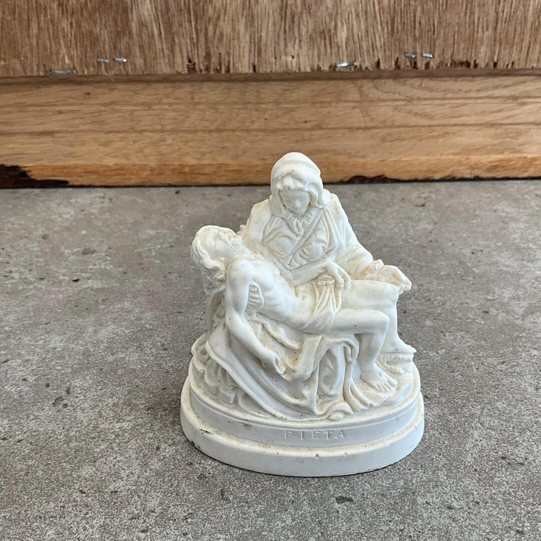 Small Pieta Religious Statue, Jesus Christ Art Decor - Etsy