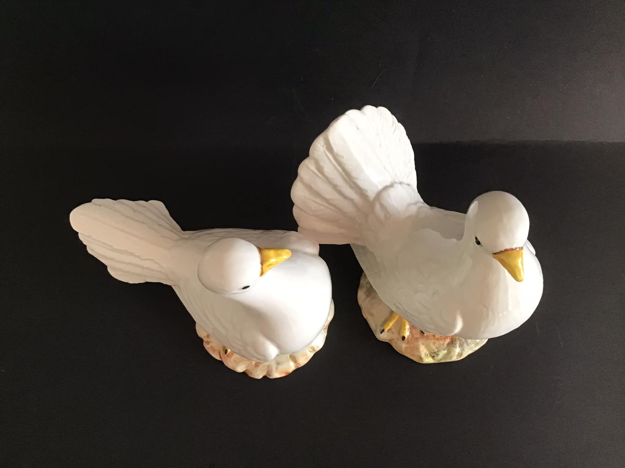 2 Vintage Italy Doves Figurines Italian Porcelain Statues Lovebird ...