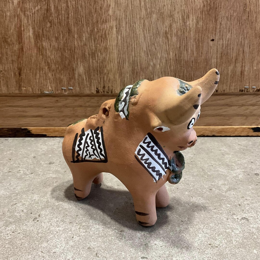 Peru Bull Handmade Peruvian Folk Art Terracotta Figurine, for Good Luck ...