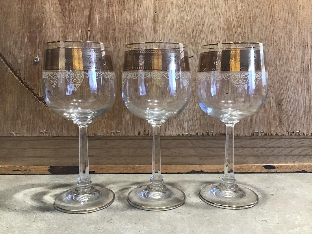 Wine Glasses, Gold Gilding and Etching, Gold Rimmed, Filigree Scroll ...