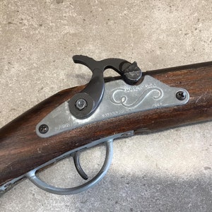 Parris 1689 Savannah TN Musket / Flintlock Pistol Replica, Toy Cap Gun ...