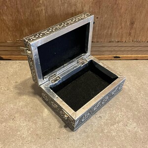 Vintage Handmade Hammered Metal Jewelry Box With Intricate Floral ...