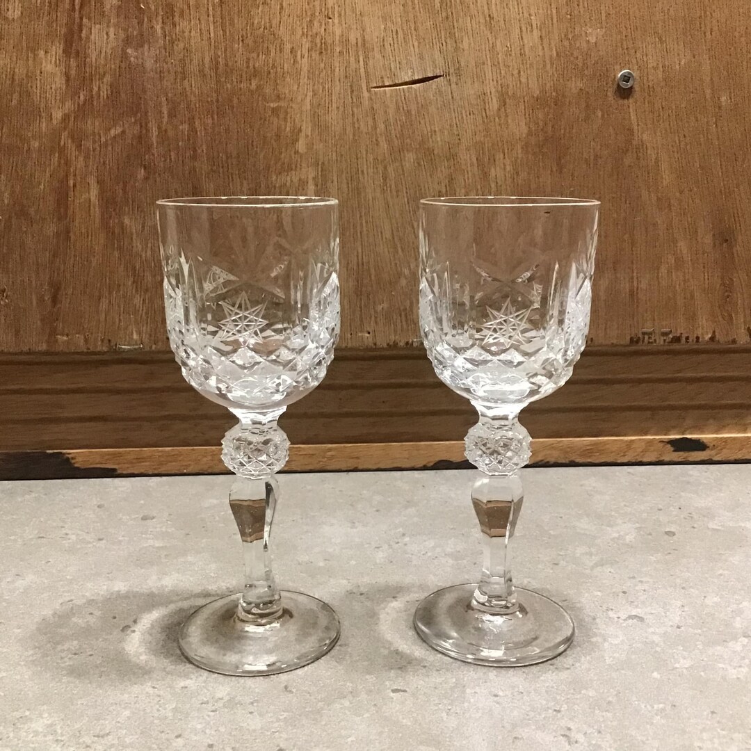 2 Vintage Cut Crystal Liquor Glasses, Stars Old-fashioned Glassware ...