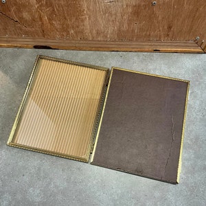 Vintage Large Triple Frame Metal Folding Picture Frame Tabletop Tri ...