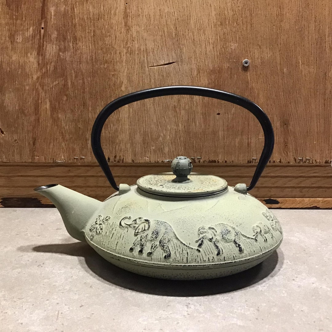 Cast Iron Teapot With Elephants Safari Style Pattern Animals - Etsy