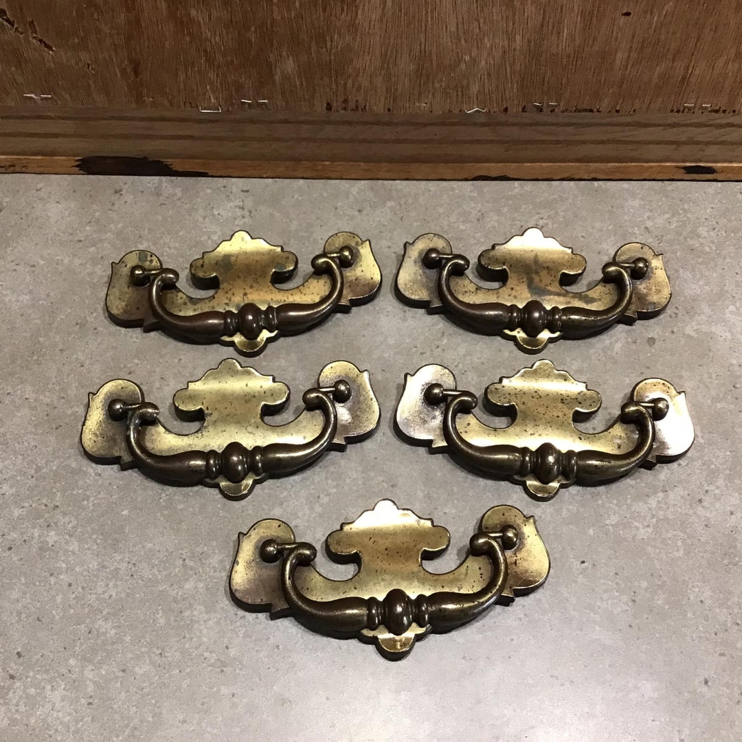 Vintage Batwing Drawer Pulls Set of 5 Made in Canada - Etsy