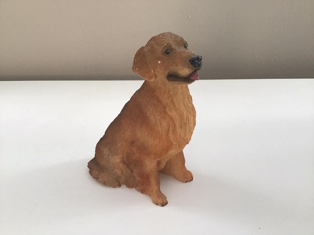 Labrador Dog Figurine: Resin Pet Ornament, Collectible Statue - Etsy