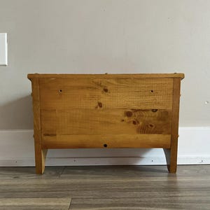 Old Vintage Wall Wooden Storage Box With Lid and Flowers - Etsy