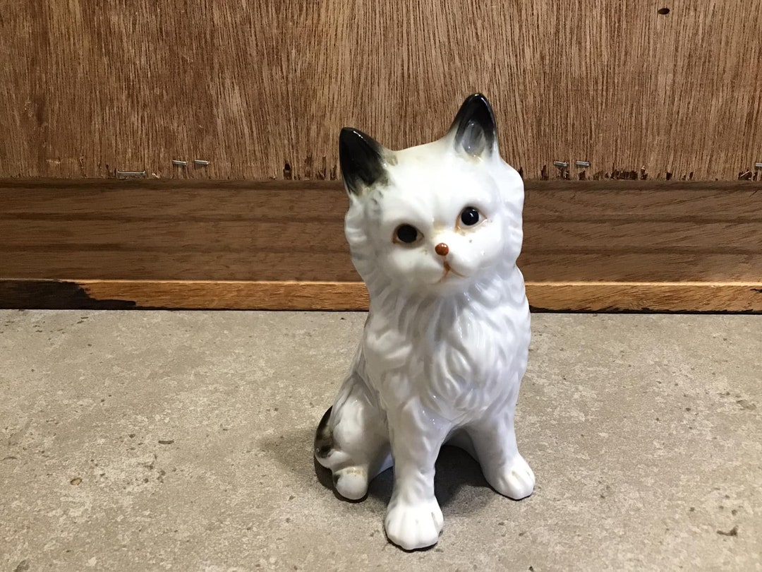 Vintage Cat Figurine Bone China Made in Taiwan - Etsy