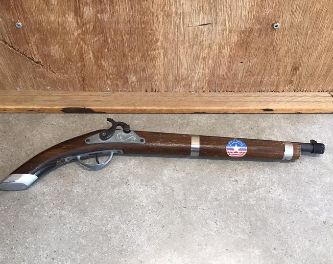 Parris 1689 Savannah TN Musket / Flintlock Pistol Replica, Toy Cap Gun ...