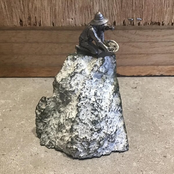 Rock Figurine - Etsy