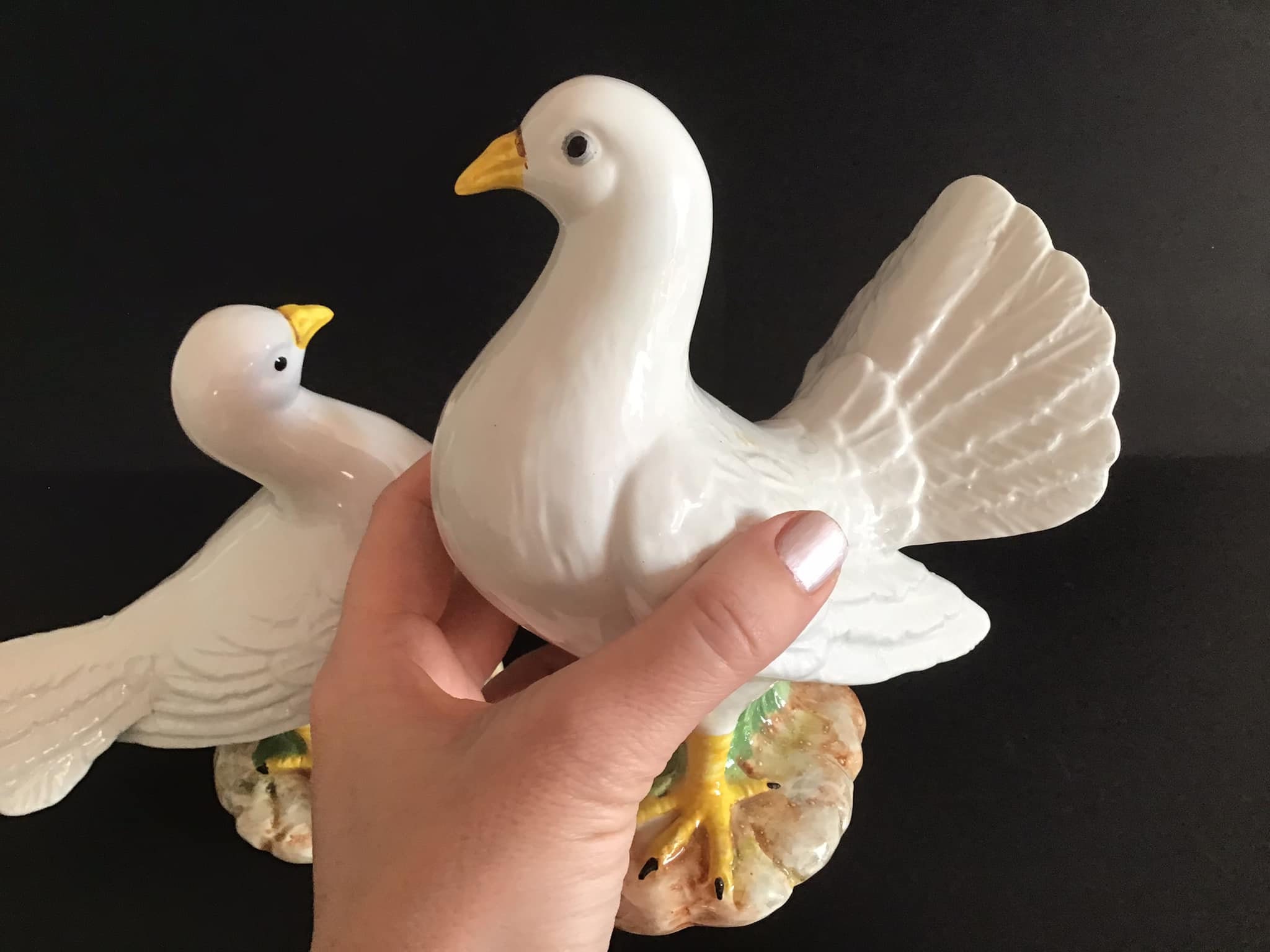 2 Vintage Italy Doves Figurines Italian Porcelain Statues - Etsy