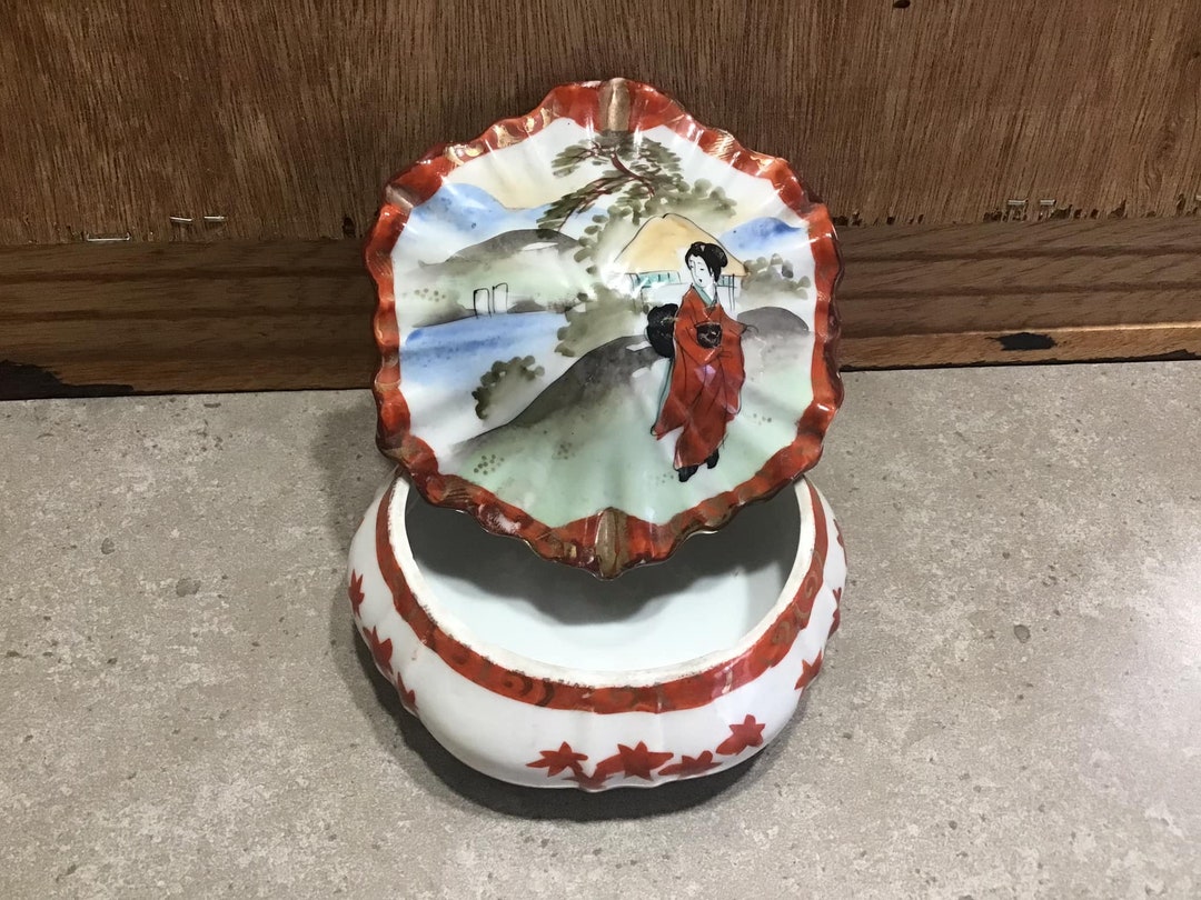 Vintage Geisha Trinket Box Made in Japan Hand Painted Porcelain Round ...