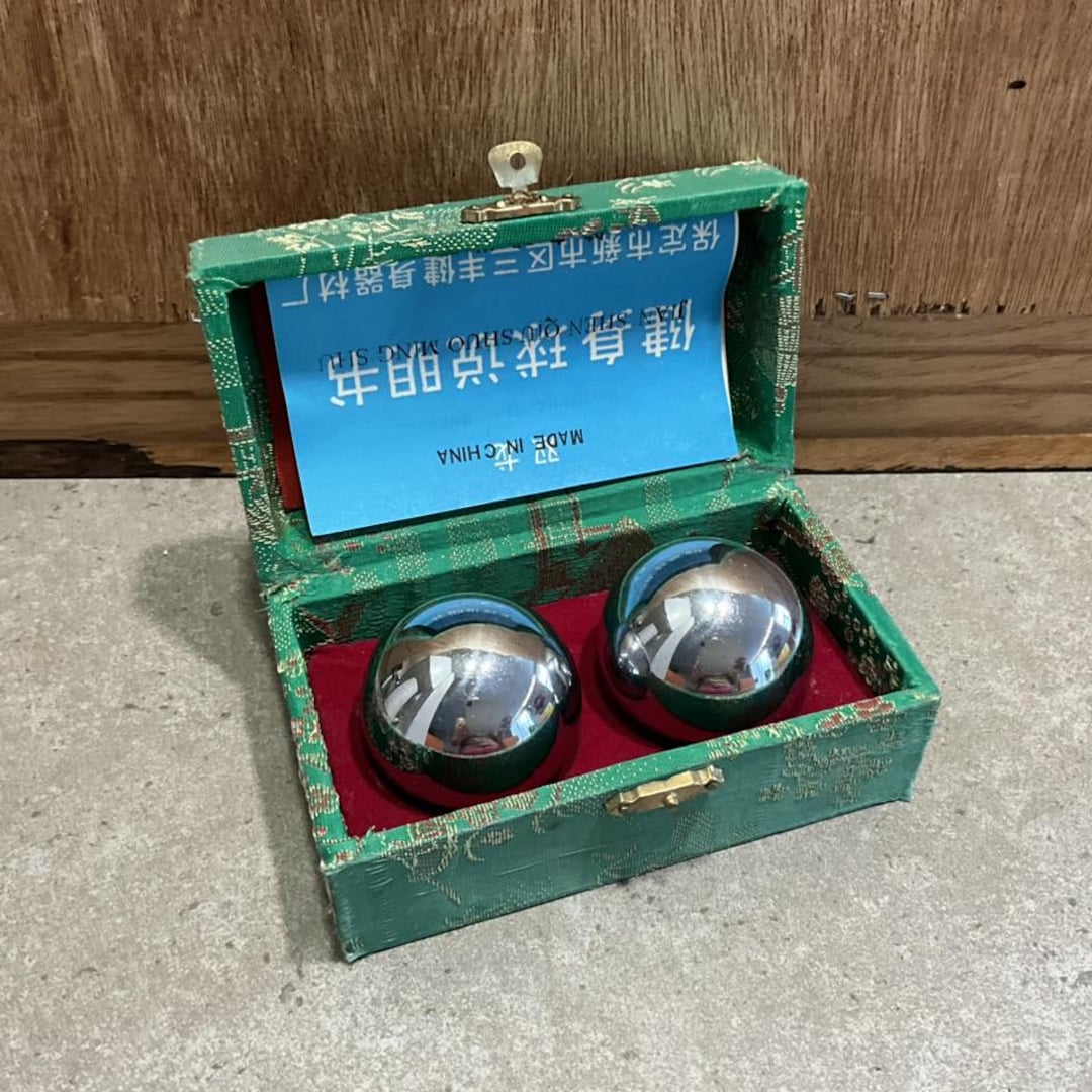 Vintage Chinese Baoding Stress Balls, Vintage Chiming Harmony Ball's ...