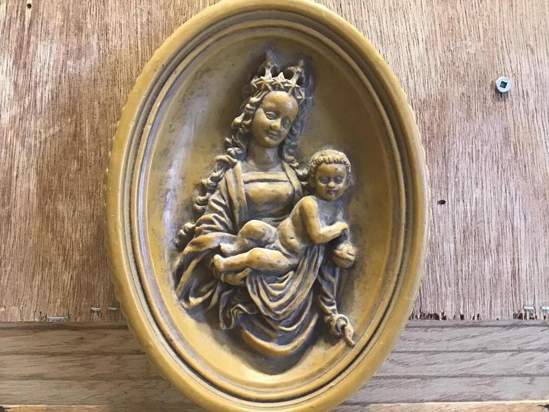 Vintage Maria With Child Wax Wall Image Daniel Mauch Around 1535 ...
