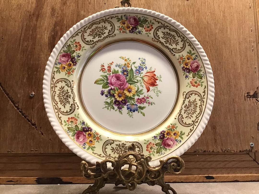 Vintage 1940s Johnson Brothers Old English Dinner Plate in the Belford ...