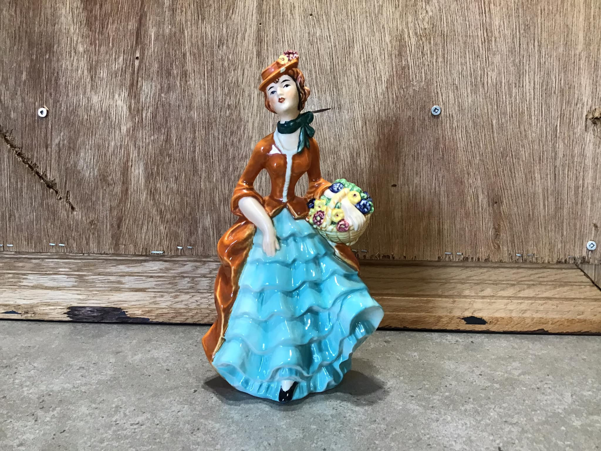 Goebel Lady With Basket & Flowers FF274 Figurine | Etsy