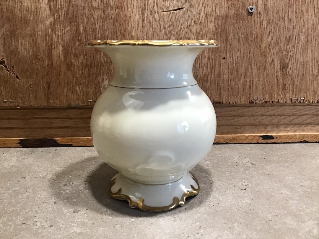 Vintage Porcelain Ivory With Gold Vase Eschenbach Bavaria Numbered ...