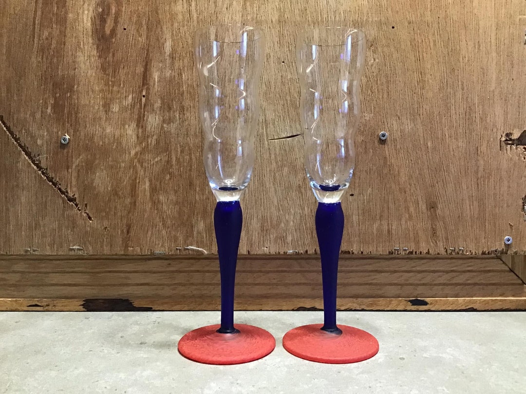 2 KOSTA BODA Glass 10” Champagne Glasses Colored Glassware Cobalt Blue ...