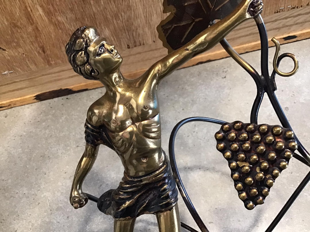Vintage Metal Display Stand With Statue Vintage Decorative Metal Rack ...