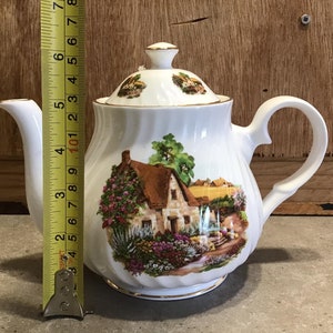 Hayward Warwick Fine Bone China Teapot, Made in England - Etsy