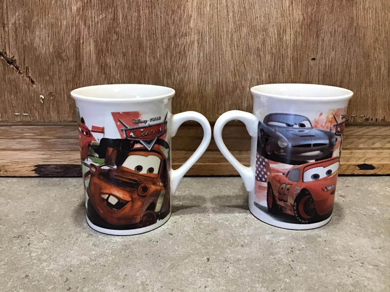 2 Disney Pixar Cars Mugs Coffee Cups 2011 Tow Mater Lightning Mcqueen ...