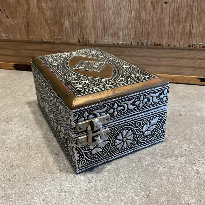 Vintage Handmade Hammered Metal Jewelry Box With Intricate Floral ...