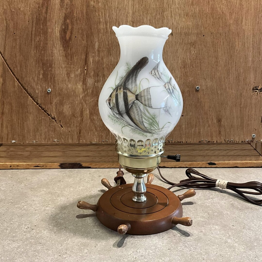 Vintage WOODEN SHIP WHEEL Lamp With Glass Shade, Fish Design - Etsy