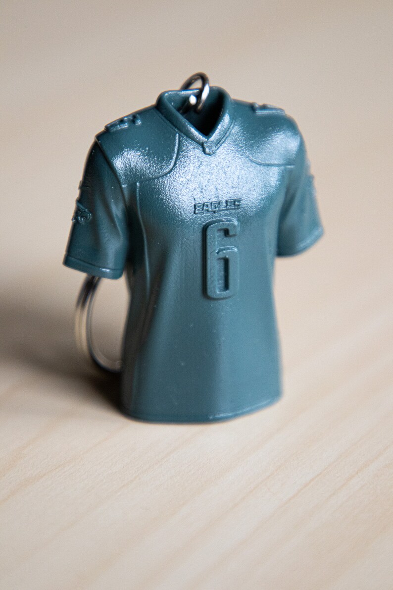Philadelphia Eagles Regular Jersey Keychain Football Sports Memorabilia ...