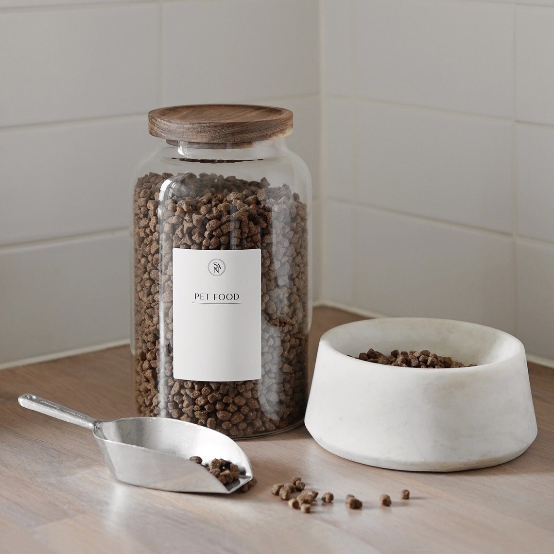 Custom Pet Food Jar: 2.0L Glass Container With Acacia Wood Lid - Etsy