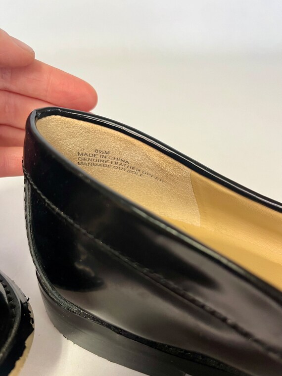 Laura Talbot Tasseled Black Loafers - Gem