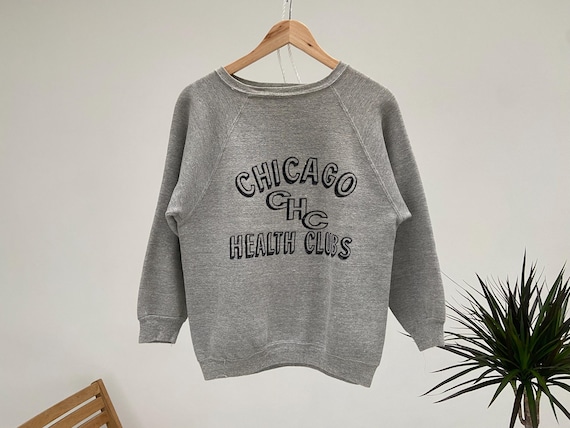 Vintage 1960s Flocked Raglan Chicago Health Club Grey… - Gem