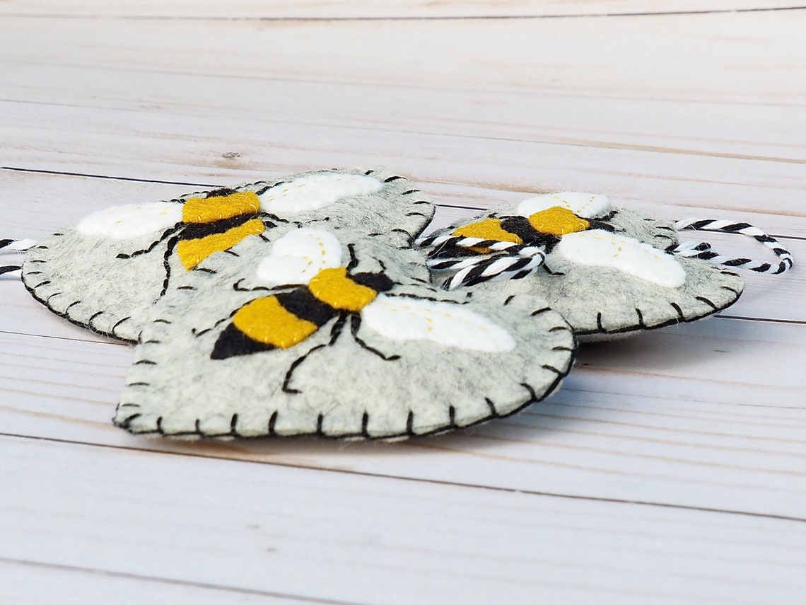 Bee Kind Wool Felt Heart Ornament, Honey Bee Heart, Apiary Ornament ...