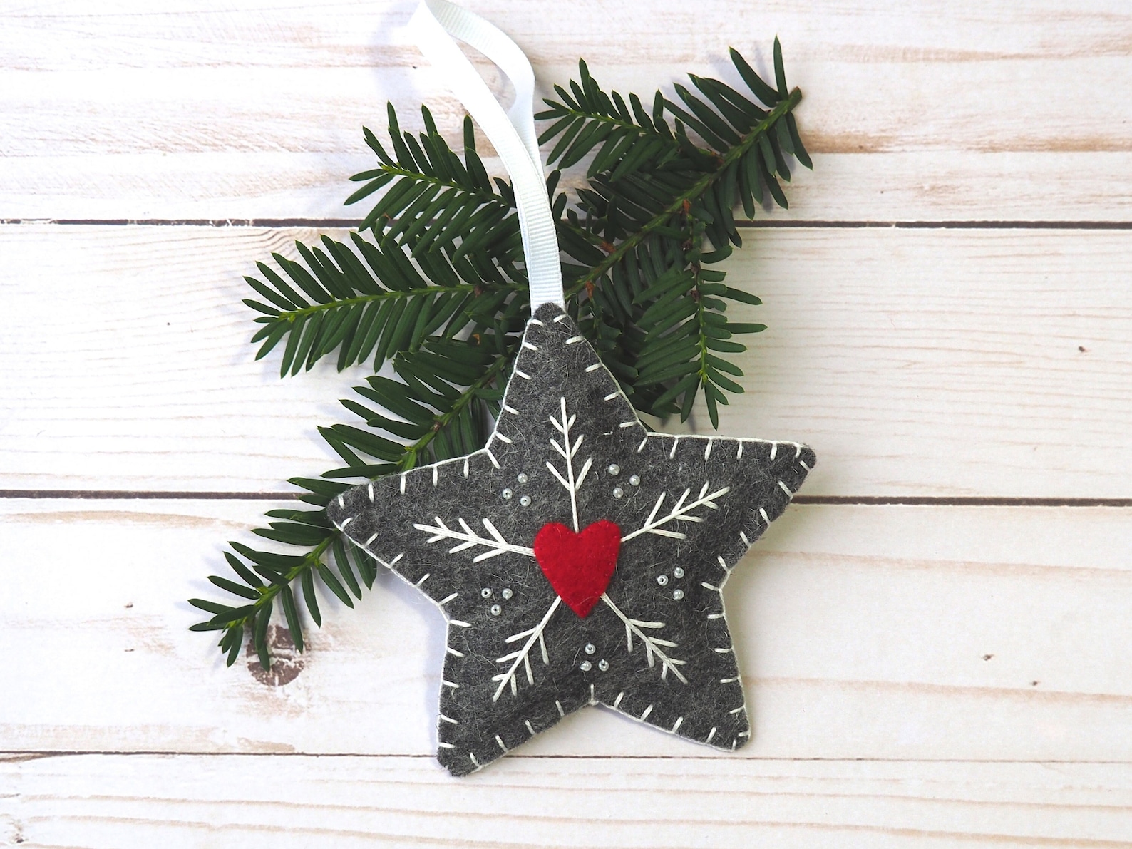 Charcoal Gray Wool Felt Star Star Ornament Scandinavian Felt - Etsy