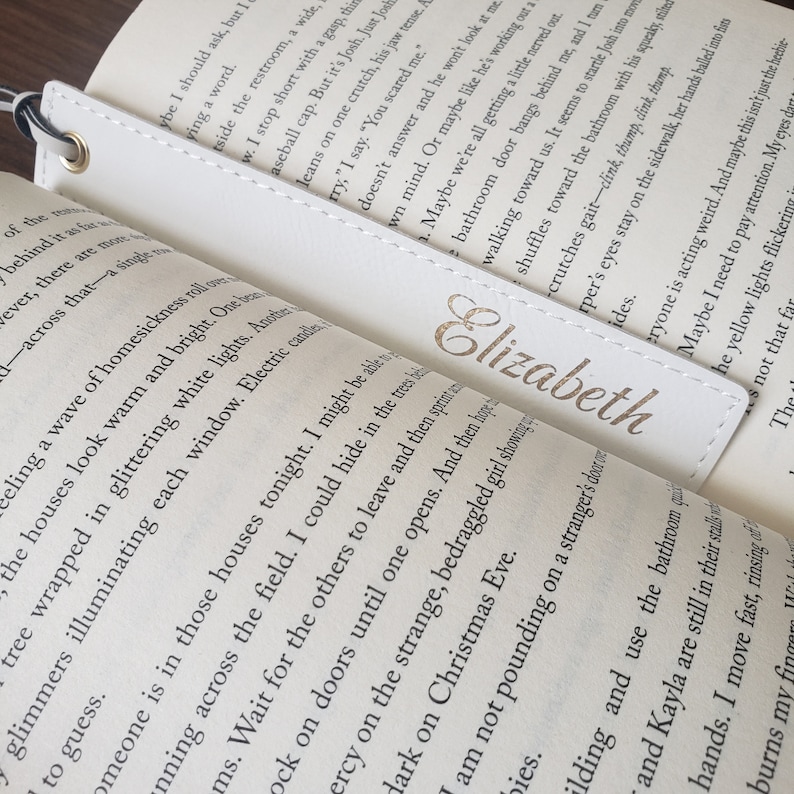Personalized Leather Bookmark: Floral Reader Gift for Her/him - Etsy
