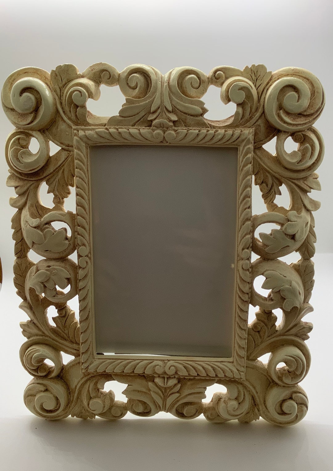 Off-white Vintage Frame - Etsy