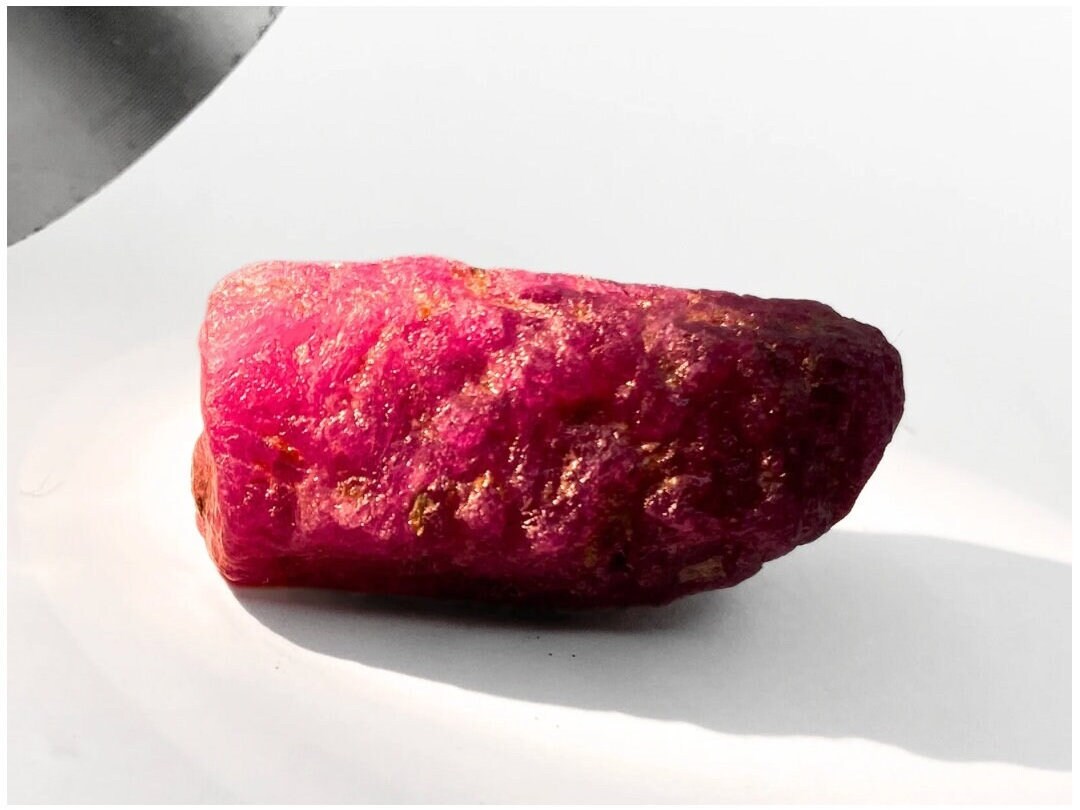 Raw Rough Ruby Rough 61.90 Carat Raw Rough Ruby Gemstone Natural Red ...