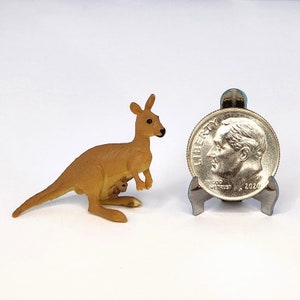 Tiny Kangaroo,miniature Kangaroo Figurine,with Joey,micro Animals ...
