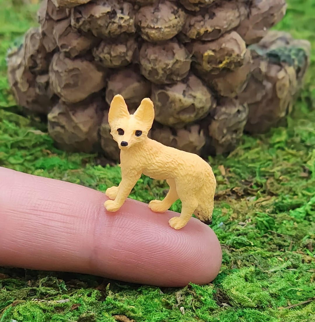 Tiny Fennec Fox,micro Animals,tiny Fox Figurine,diorama,fairy Garden ...