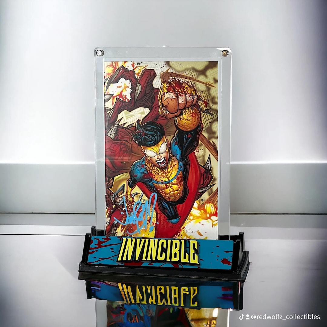 Comic Book Stand and Case Combo - Etsy