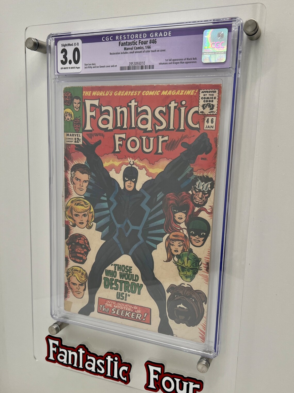 Slab Shield UV Blocking Wall Mount for Graded Comics - Etsy