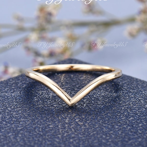Gold Chevron Wedding Band - Etsy